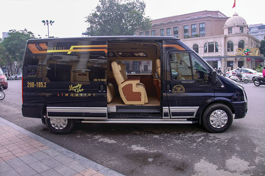 Limousine Luxury Hanoi to Sapa | A21 Tours